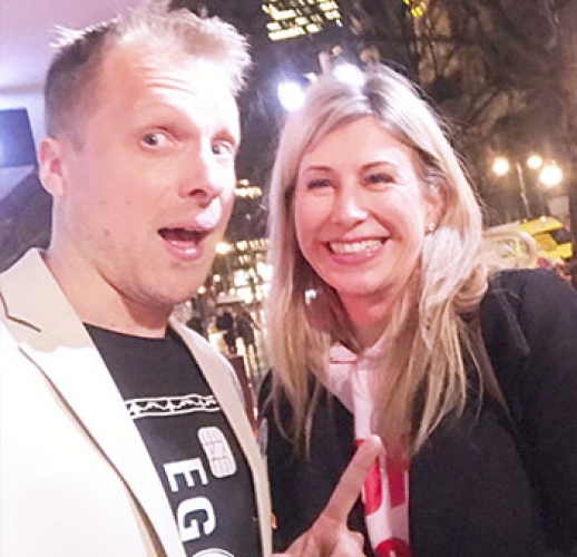 Sandra Ribbe ist Produzentin, Autorin und Reporterin